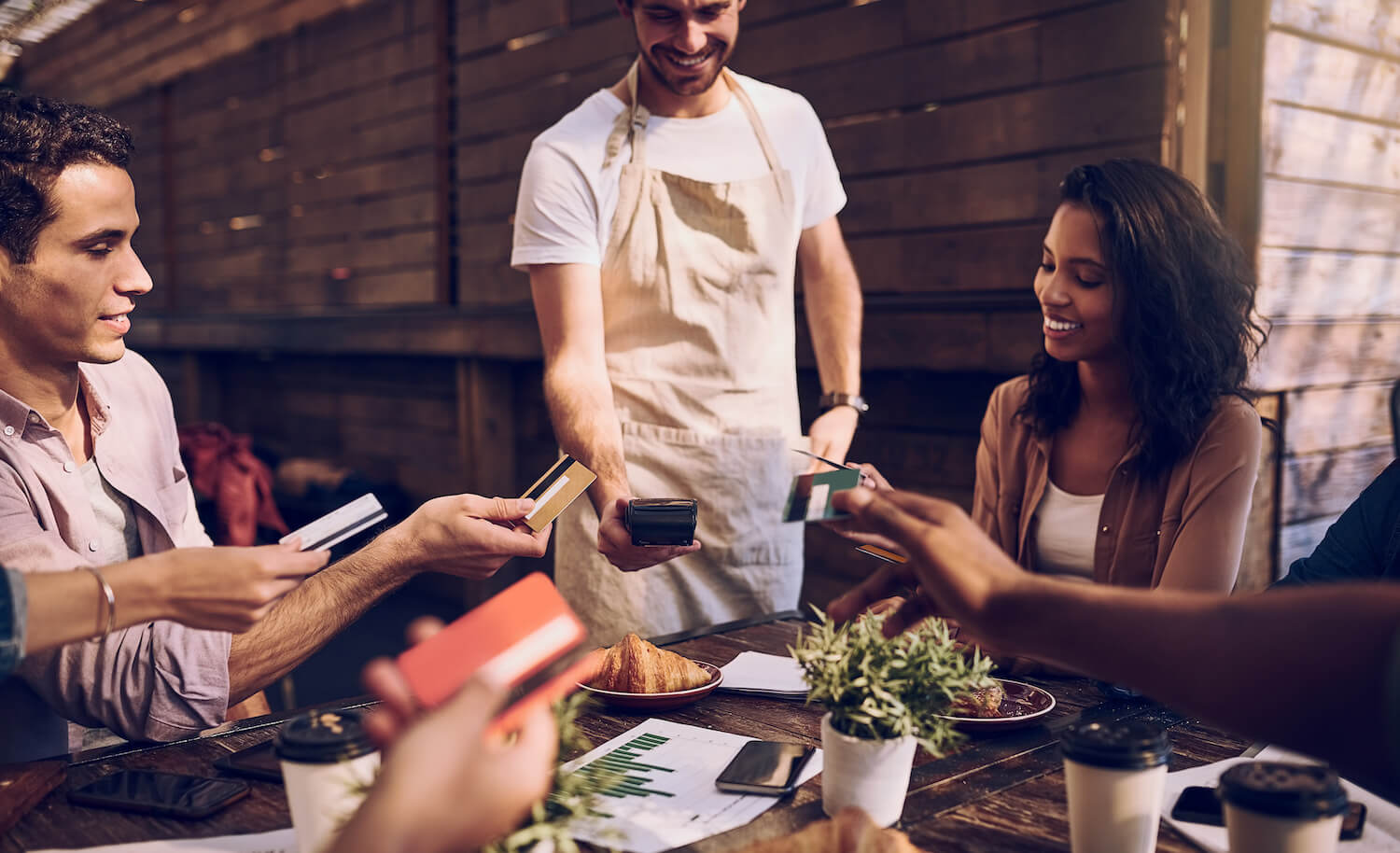 Restaurant Credit Card Processing | Avid Merchant Services